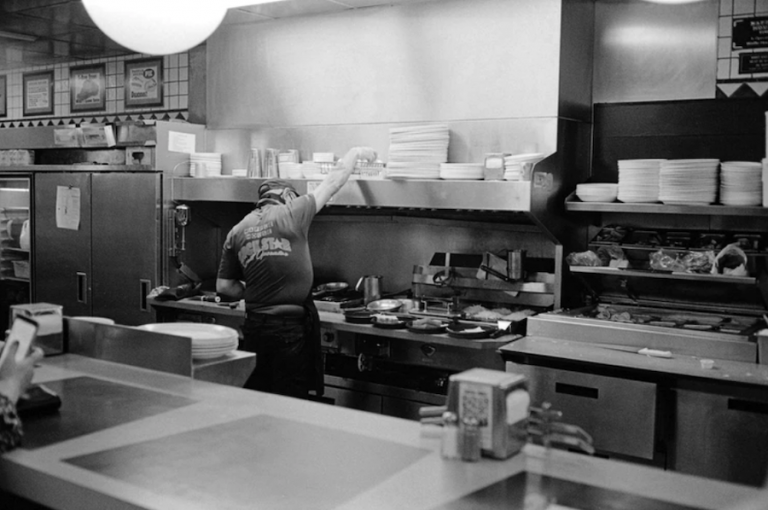 7 Tips How To Improve Restaurant Back-Office Operations