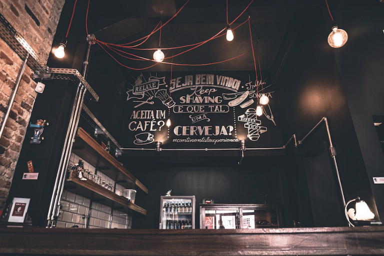 Bar Goals: 6 Goals Every Bar Should Have to be Successful
